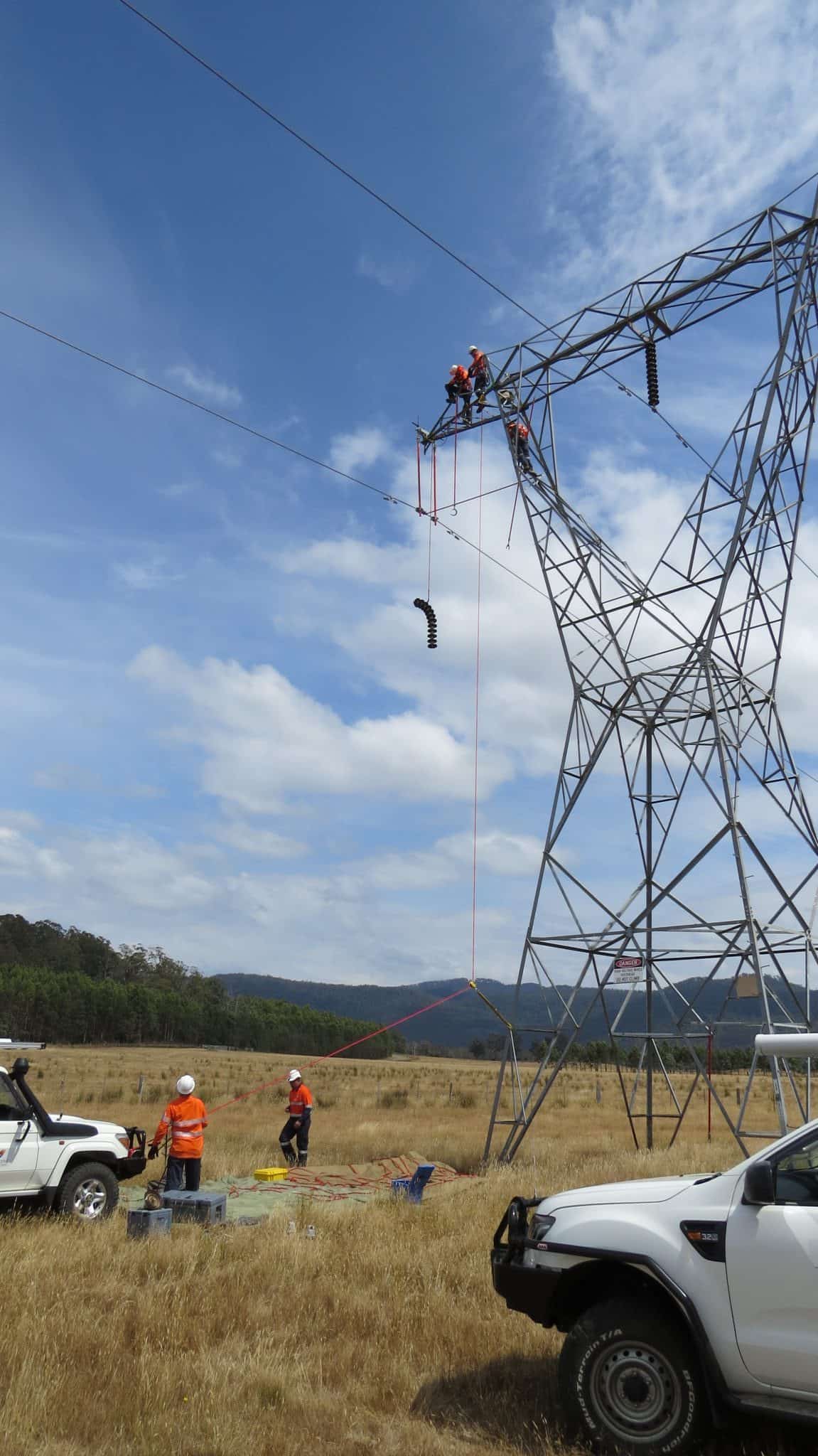Gallery - Powerline Training